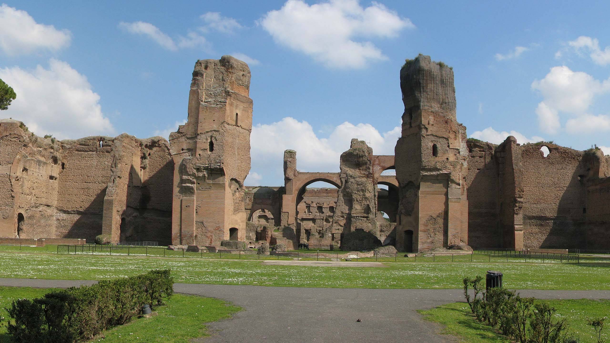 How were the thermal baths of the ancient Roman people? Let’s discover ...